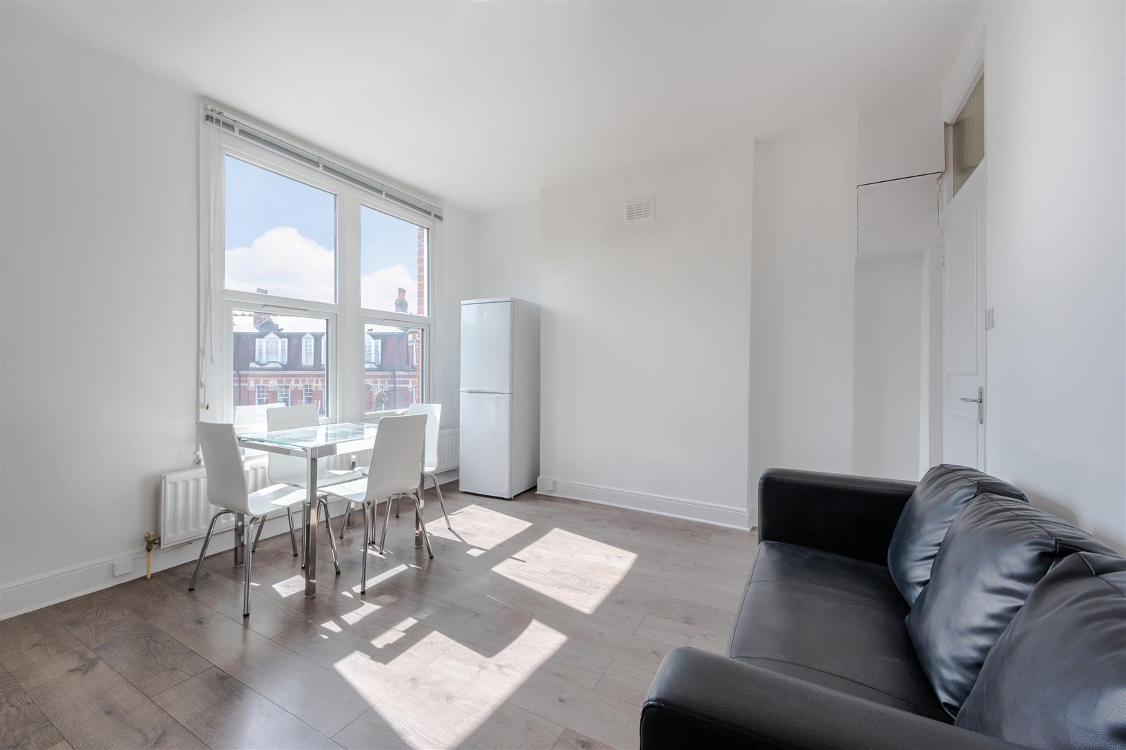 2 Bed, 1 Bath Property For Sale in Walm Lane, NW2